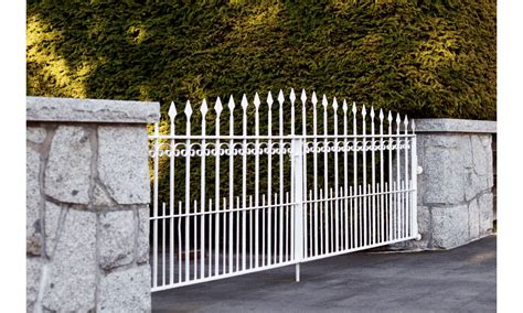 Types Of Driveway Gates Material Pros And Cons