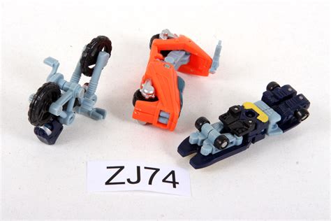 Complete Transformers® Armada Mini Cons Street Action Team Sku 364597