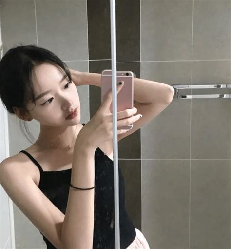 외모가 벌써 완성된 존예 한국 여중딩ㄷㄷ In 2024 Photographer Women Pretty