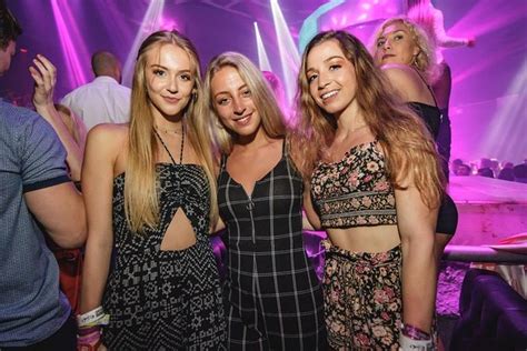 Cancun Dadyo Nightclub Skip The Line Admission With Open Bar 2025