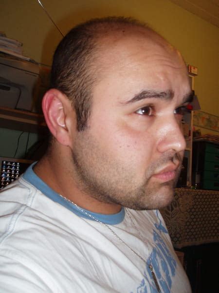 Hasan Cevik 43 Ans Elancourt Copains Davant