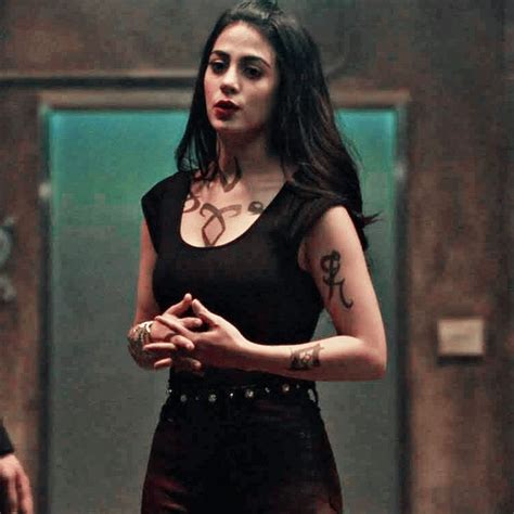 Isabelle Lightwood Icon Isabelle Lightwood Movie Inspired Outfits Shadowhunters