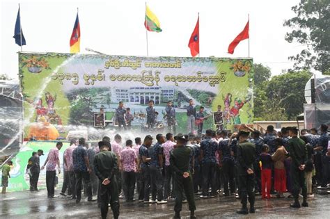 နိုင်ငံတော်စီမံအုပ်ချုပ်ရေးကောင်စီဥက္ကဋ္ဌ တပ်မတော်ကာကွယ်ရေးဦးစီးချုပ