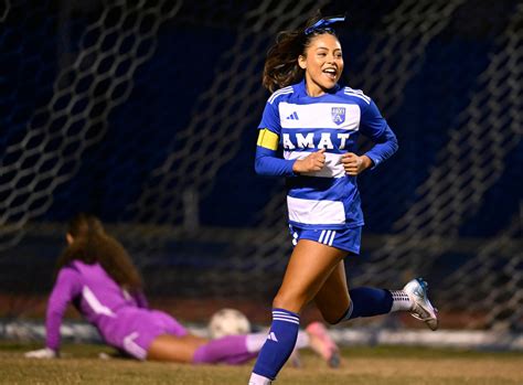 Sgv Girls Soccer Top 20 Glendora Bishop Amat San Marino Lead The Way