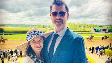 Fundraiser For Ronalee Balog By Derrick Mundy Help Build A College