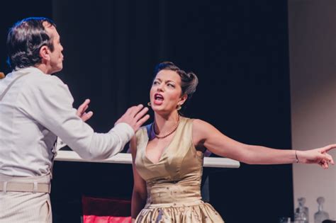 Театър София