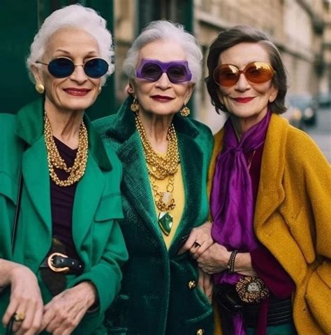 Pin By Terri Faucett On Beautiful People In Older Women Fashion Stylish Older Women Fashion