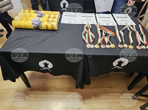 Турнир по ускорен шахмат под надслов Не на насилието над деца се състоя в Шумен Утро