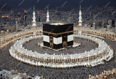 사우디 아라비아의 메카 모스크 Hajj Umrah Kaaba 는 메카의 거룩한 장소인 카바 Kaba 에서 볼 수 있습니다