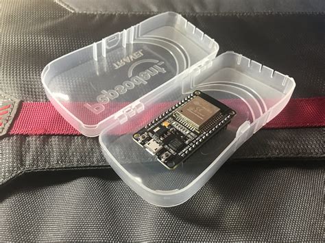 Se 2 Bikin Saklar Lampu Versi Amatir— Simple Io Dengan Esp32 By