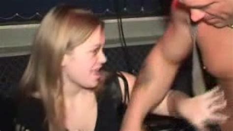 Stripper Dangle His Cock In Front Of Audience Videos Porno Gratis