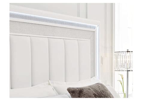 Chalanna Queen Upholstered Storage Bed