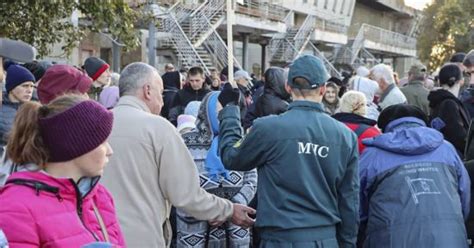 英 국방부 러시아군 우크라이나 남부 철수 고려