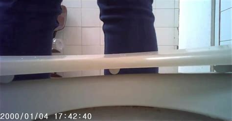 Ladies Toilet Voyeur Video 5