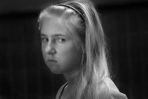 Girl Crying Alone Photos Download The Best Free Girl Crying Alone
