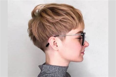 11 Model Rambut Cepak Wanita Paling Stylish Womanesia Id