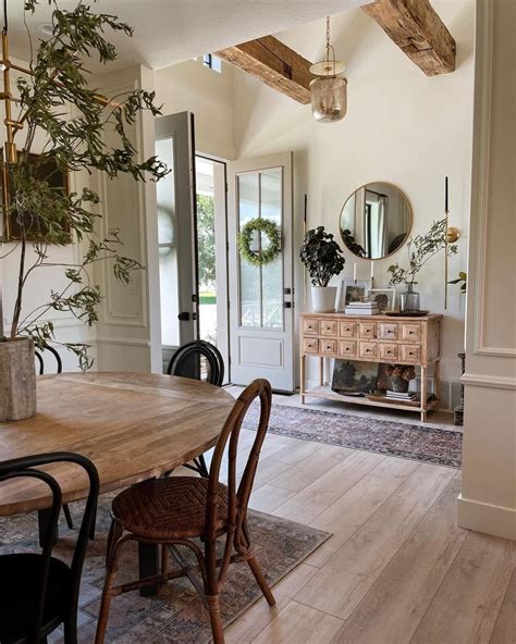 15 Essential Fixer Upper Style Home Decor Elements