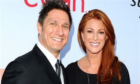 Sports Illustrated Model Angie Everhart Marries Carl Ferro In Sunset