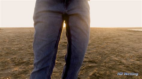 Pictures Wetting Jeans On The Beach Omorashi General Omorashi
