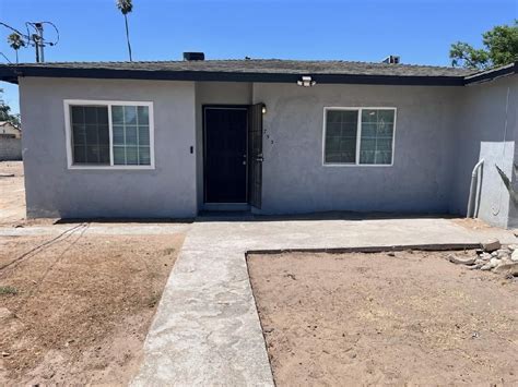 753 7th St Colton Ca 92324 See Est Value Schools And More