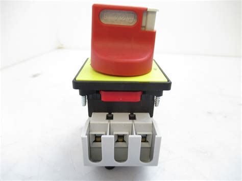 Schneider Electric Ac 21a Iec En 60947 3 V 02 Disconnect Switch Used
