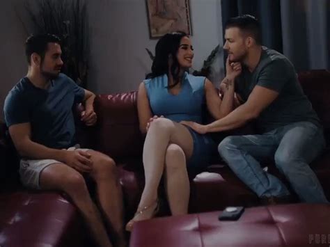 🎀𝐒𝐄𝐗 𝐅𝐋𝐈𝐗 🎀 On Twitter 📽গার্ডান