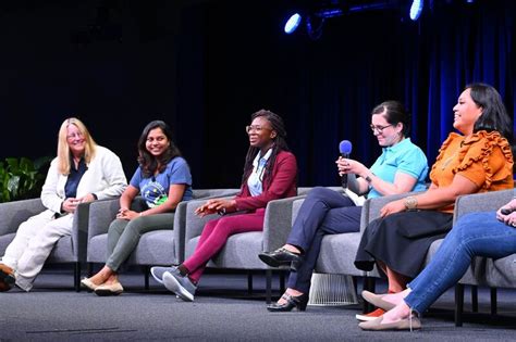 Pascalina Awelana A Lade Upp Ett Inlägg På Linkedin