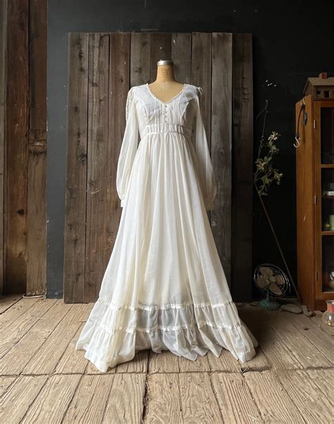 Wedding Dresses 1970 60 Photos