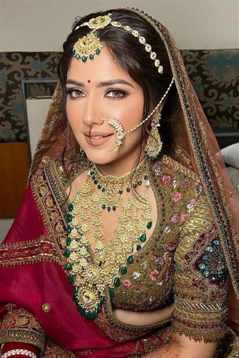 Minimal Bridal Makeup Look Desi Maroon Bridal Makeup Look Indian