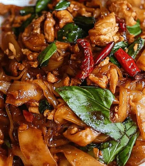 Spicy Thai Drunken Noodles Pad Kee Mao Recipe For Noodle Lovers The Pass And Provisions