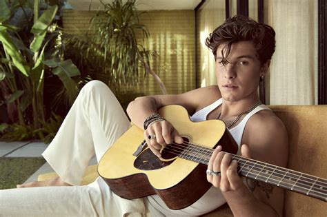 Shawn Mendes Fronts David Yurman Spring 2023 More Fashion News