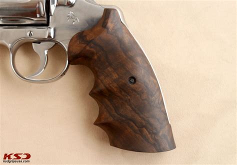 Colt Python Grips Custom Walnut Rosewood And Acrylic Gun Grips