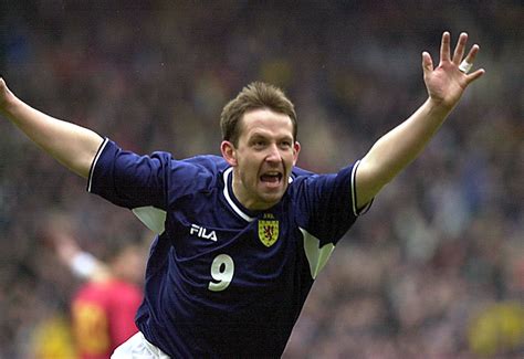 Former Rangers Striker Billy Dodds Offers Surprising Words Of Support For Celtic