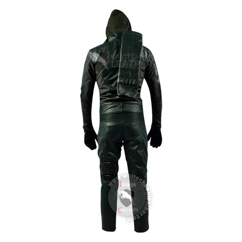 Green Arrow Season 8 Stephen Amell Costume