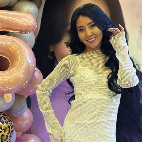 Ээжтэйгээ бүтээсэн хамгийн сайн бүтээл Хамгийн сайхан дурсамж байлаа Шилдэг загвар өмсөгч💪🏻