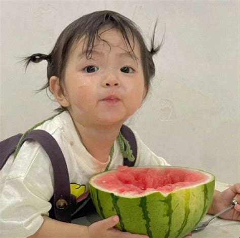 小萌娃头像 小萌娃卡通头像 萌娃头像背影 第5页 大山谷图库