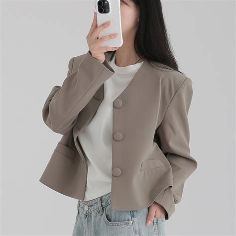 Made Ju 쵸이 숏자켓 노카라자켓 크롭자켓 세미크롭 하객룩 격식룩 간절기아우터 봄자켓 아우터 데이트룩 에이블리