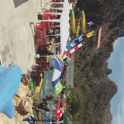 ສວນນ້ຳລີນສົມພູ ເມືອງ ຍົມມະລາດ ແຂວງ ຄຳມ່ວນ