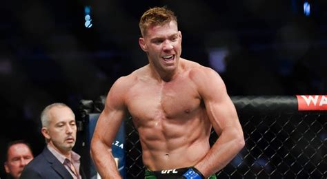 Dricus Du Plessis Picks Ufc Heavyweight Champ As The Face Of The