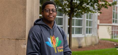 Profspective Getting To Know Health And Science Communication Major Sedrick Golden