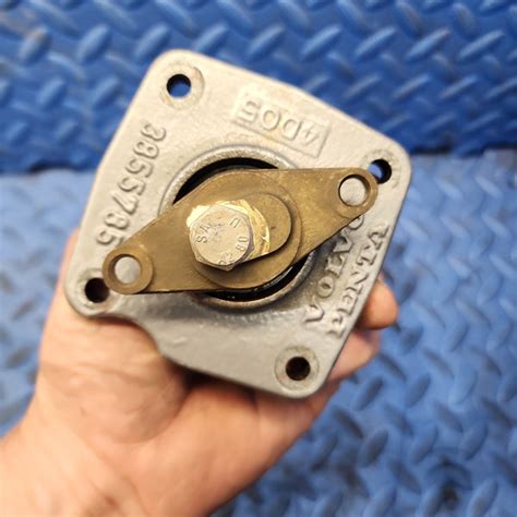Volvo Penta Sx Dp Sm Outdrive Shift Seal Housing Block Actuator 385578