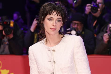 Kristen Stewart Shows Off Drastic Hair Transformation Newsweek