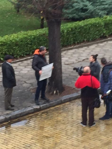Байрактаров сам на протеста срещу Валери Симеонов СНИМКИ Информационна агенция ПИК