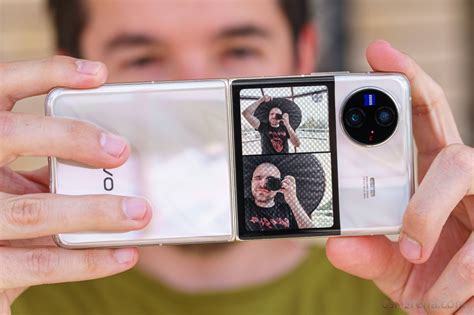 Vivo X Flip Pictures Official Photos