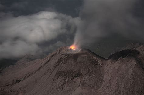The 10 Biggest Volcanic Eruptions In History Quiet Corner