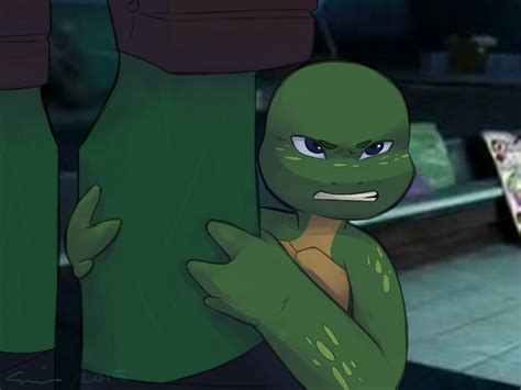 An Animated Image Of A Person With Green Skin And Blue Eyes Standing In Front Of Two Other People