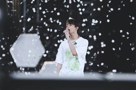 Pin By Pichxxx On Nong Dream Mark Lee Marks Nct Dream