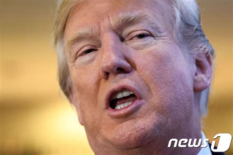 트럼프 항상 아메리카 퍼스트 미국 혼자란 뜻은 아냐