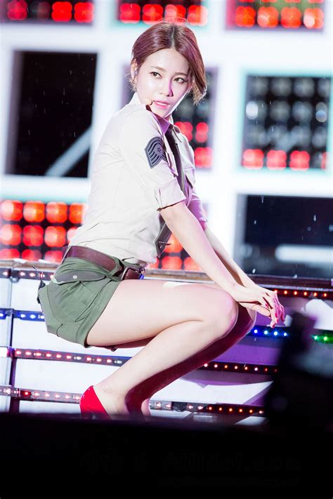 140801 Aoa 에이오에이 Yuna 유나 Beautiful Asian Girls Asian Girl Kpop Girls