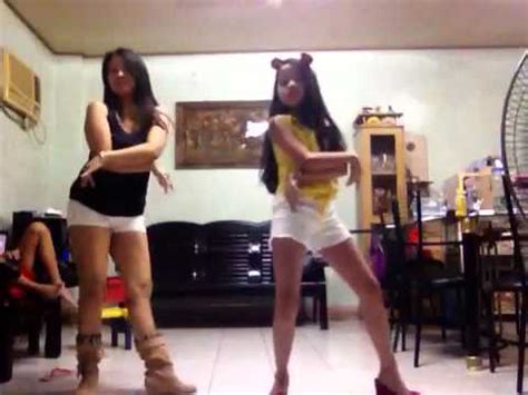 Twerk It Like Mom And Daughter Again Youtube